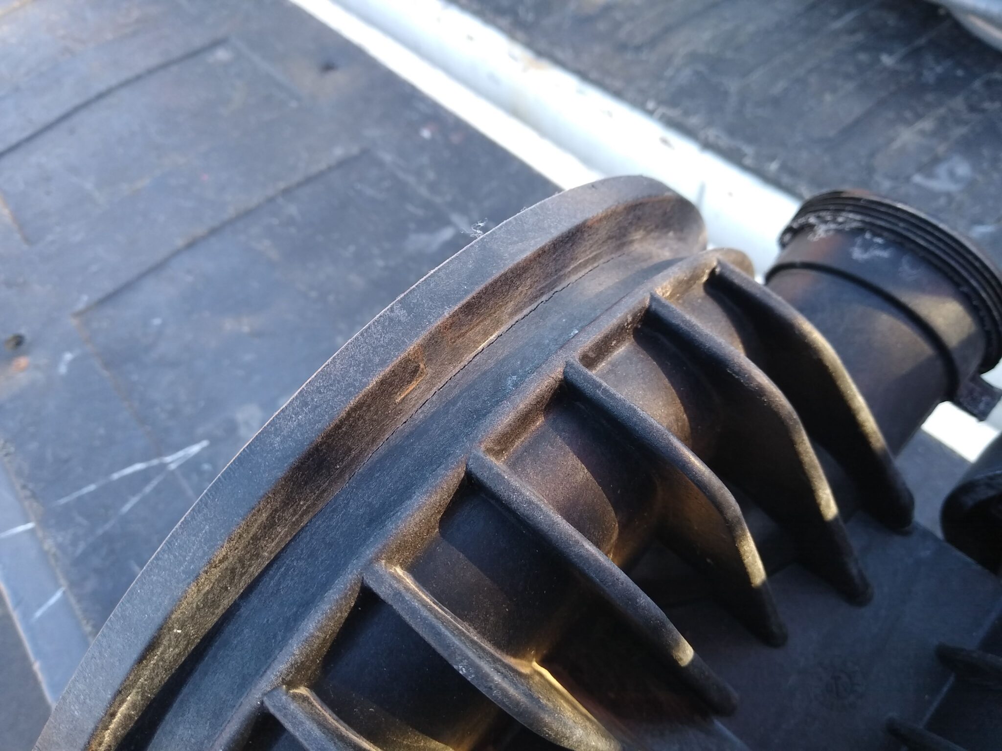 Cracked and Leaking Sta-Rite pool pump - Mike the Poolman